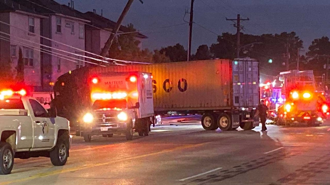 Fatal 18 Wheeler Crash In Houston