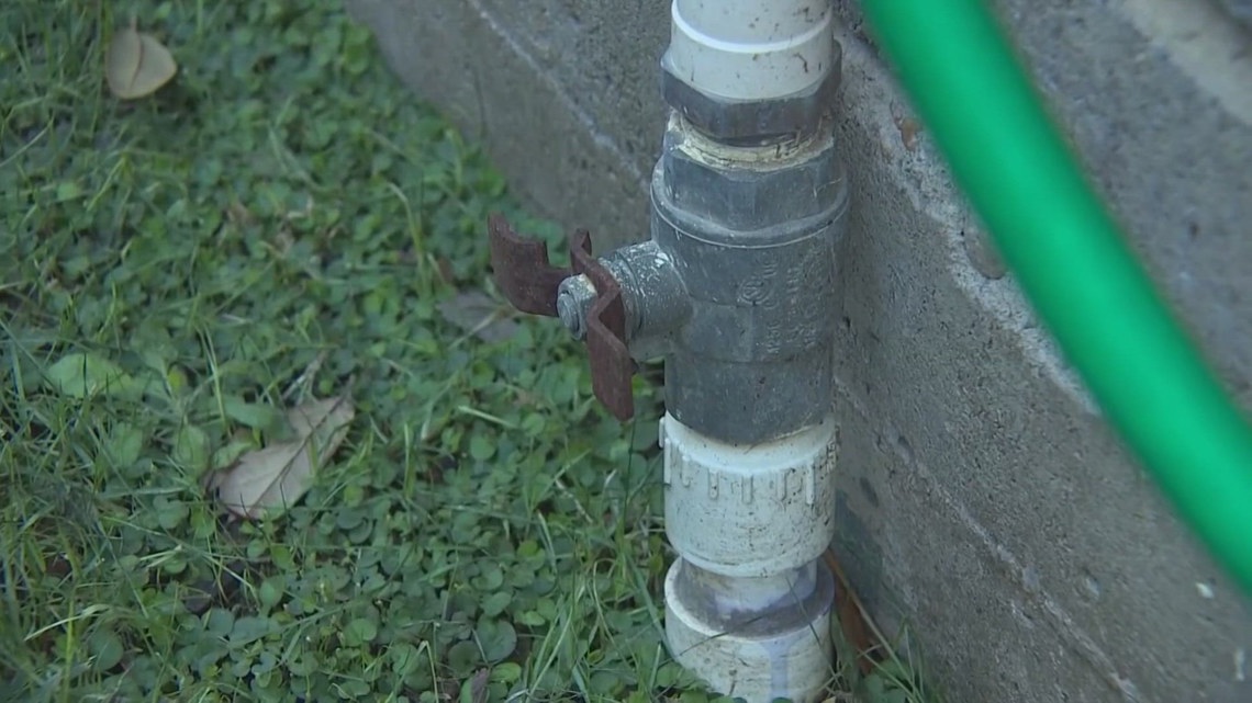 What to do when pipes are frozen | khou.com