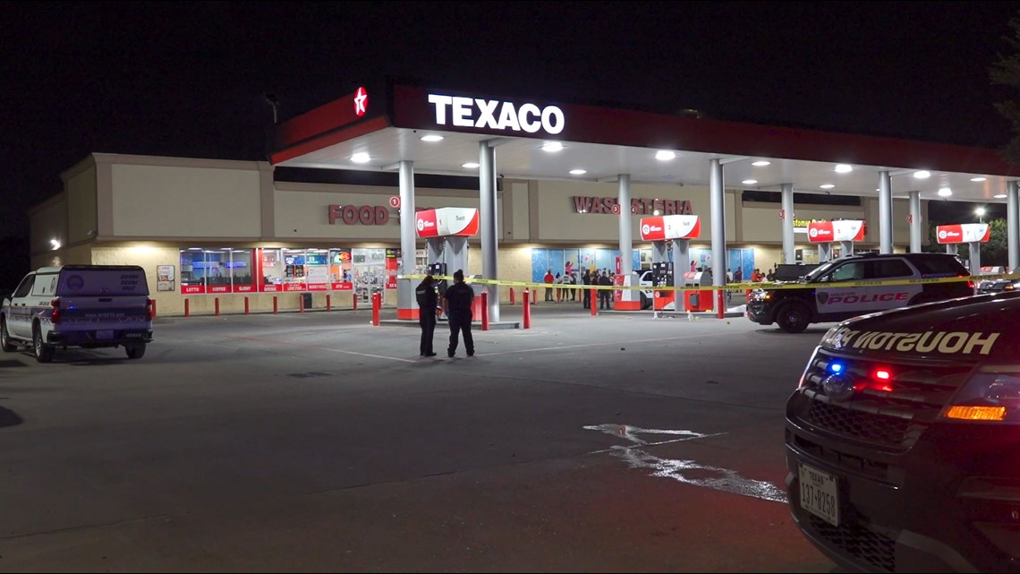 Jensen carjacking: Man killed, another injured at Texaco | khou.com