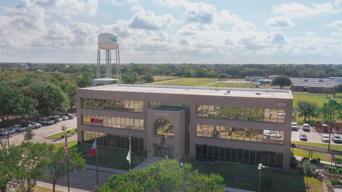 Houston police, constables investigate assaults on women at popular ...