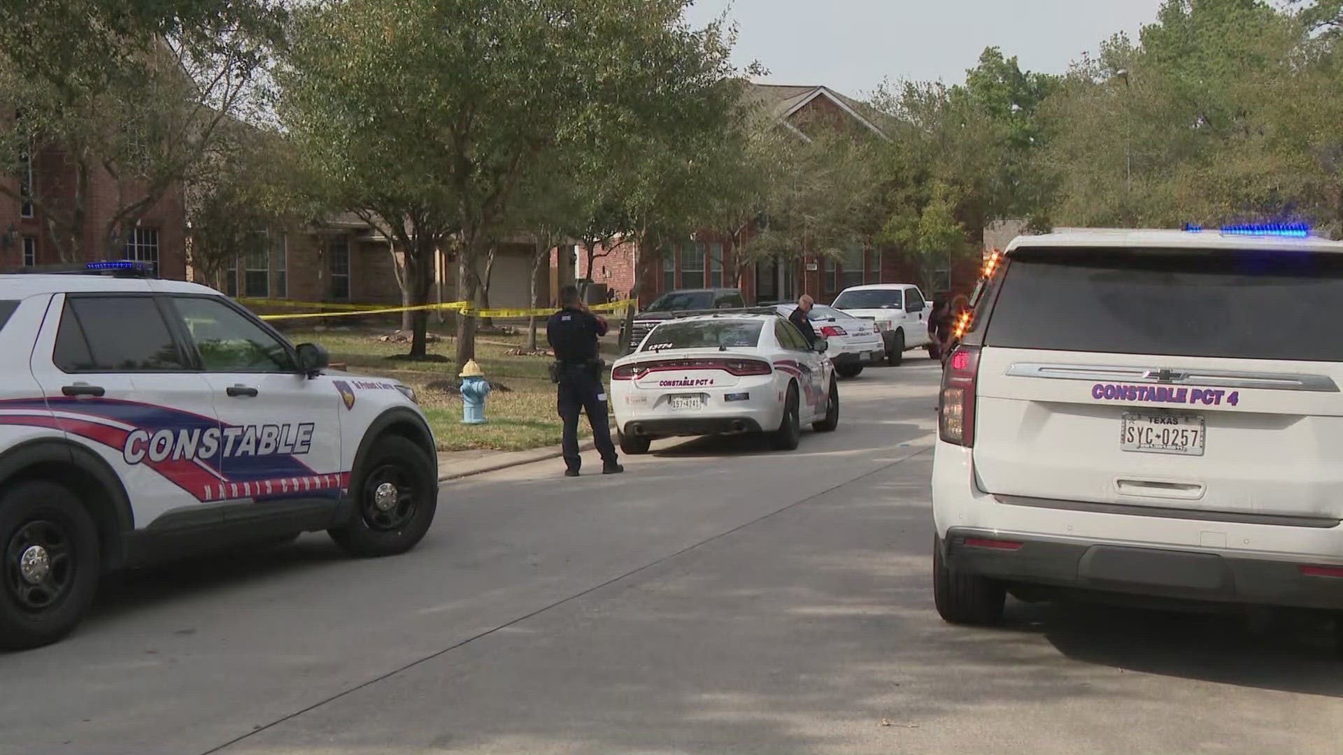 Woman shot multiple times in neighborhood just south of Tomball; 2 men ...