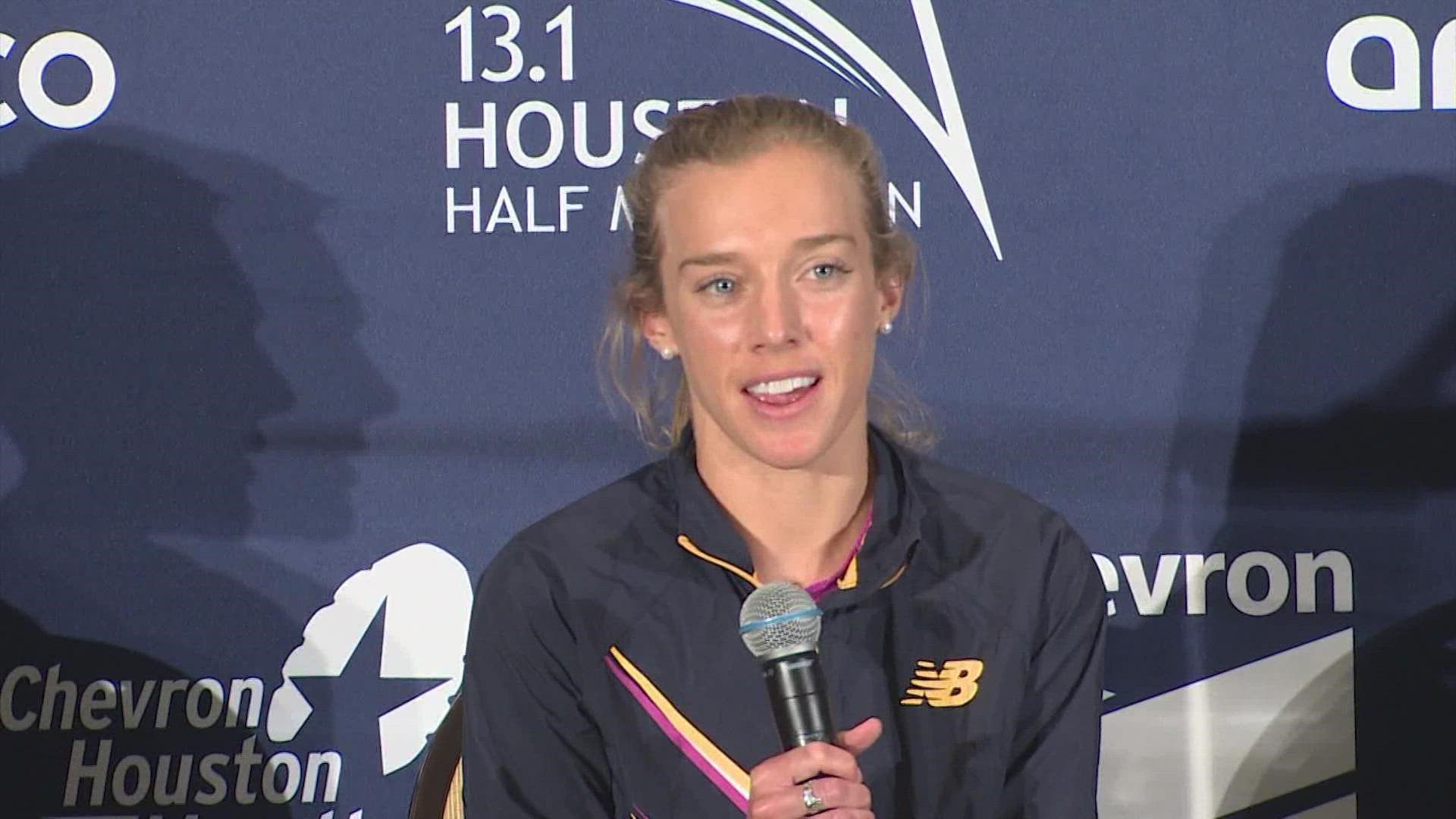 American Emily Sisson sets personal half-marathon mark at Houston ...