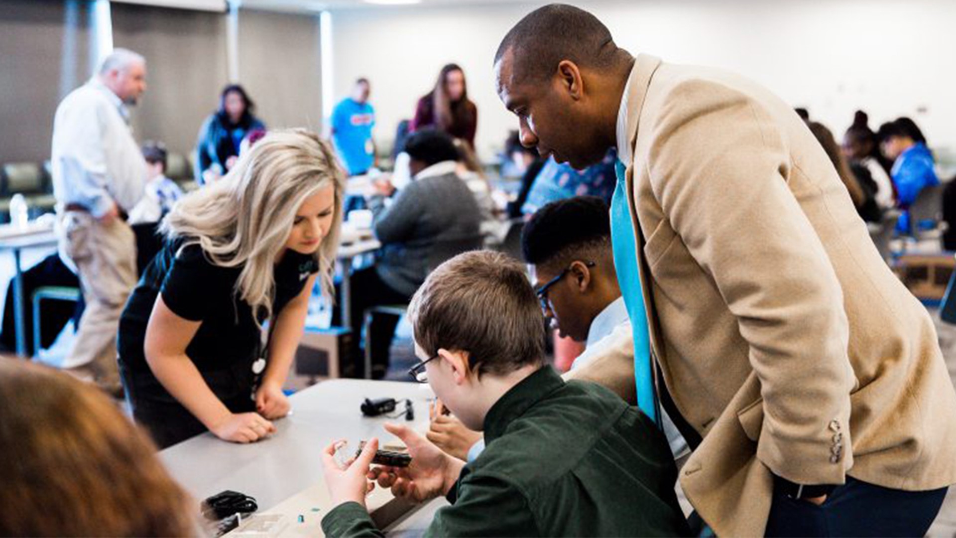 Millard House II is lone finialist for HISD superintendent | khou.com