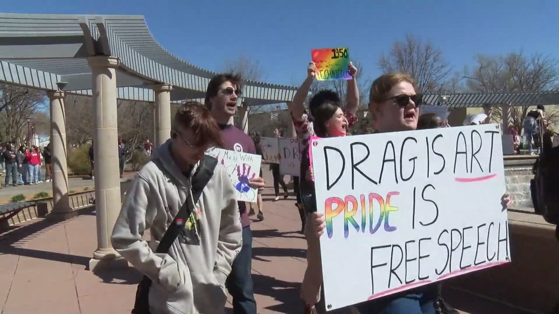 Federal judge blocks Texas A&M ban on "Draggieland" drag show | khou.com