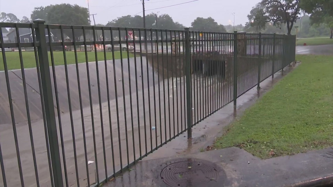 Dan Crenshaw gets candid about eye patch; says glass eye is 'very ...