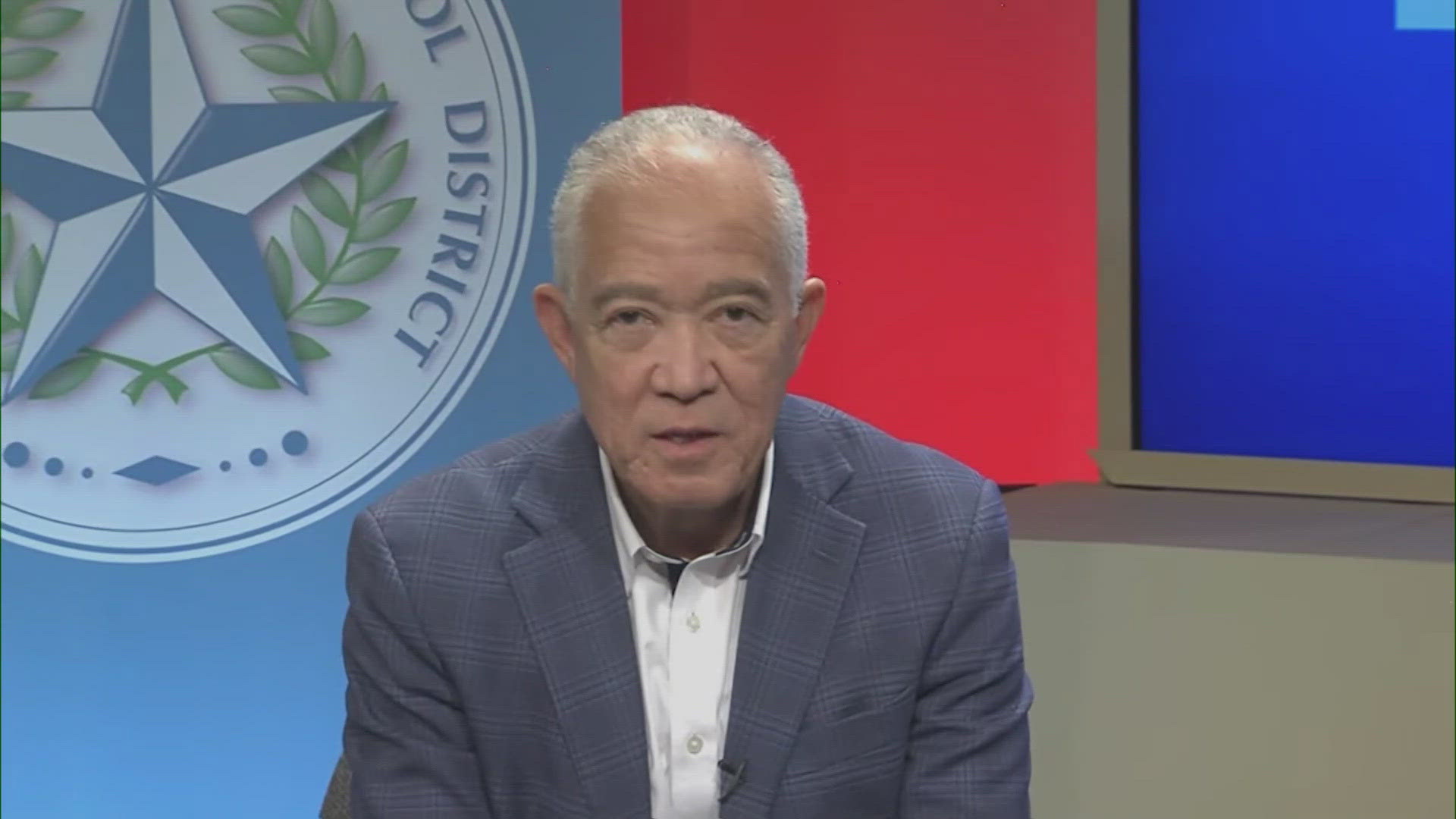 HISD teacher pay to be tied to classroom effectiveness by 2026 | khou.com