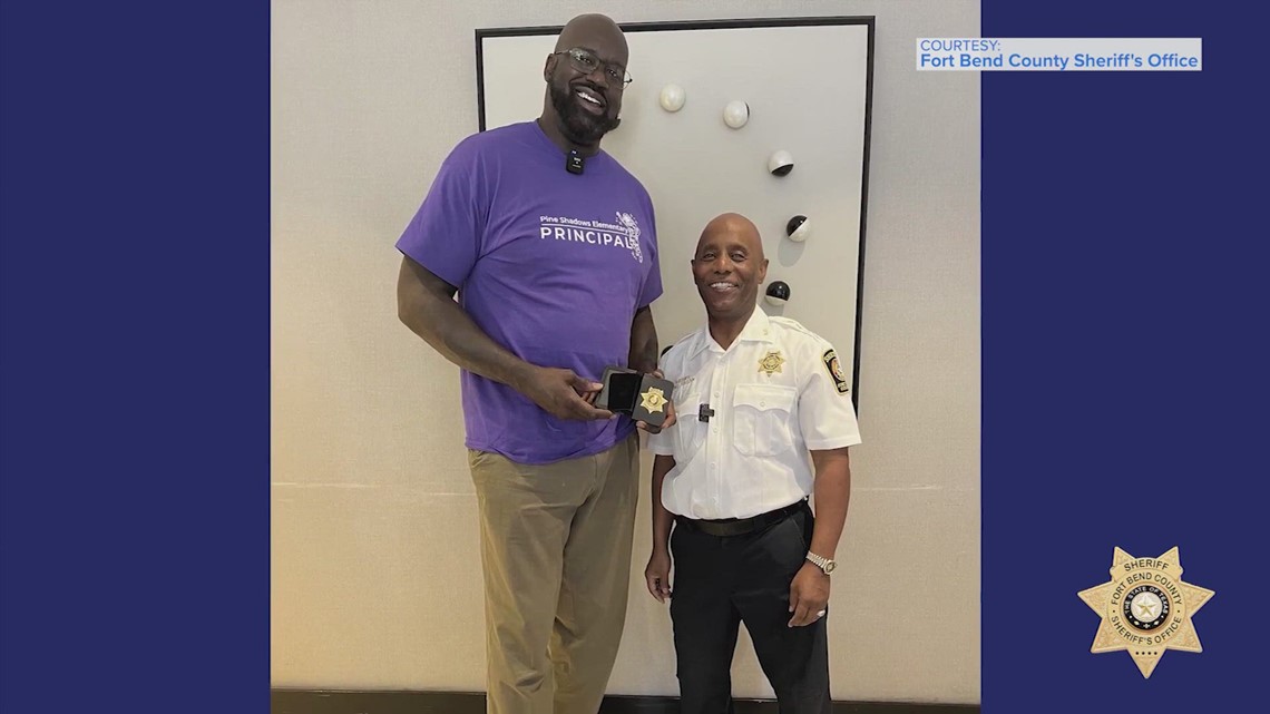 Shaq now honorary special deputy with Fort Bend sheriff's office | khou.com