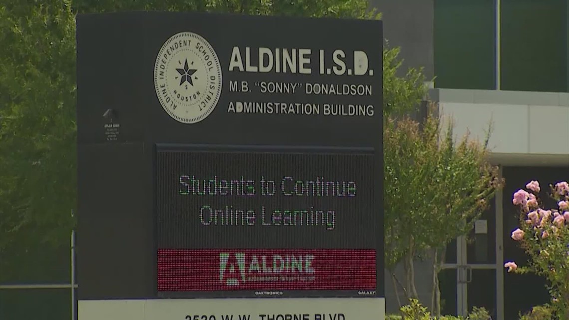 Aldine ISD returns to school despite teacher shortage | khou.com