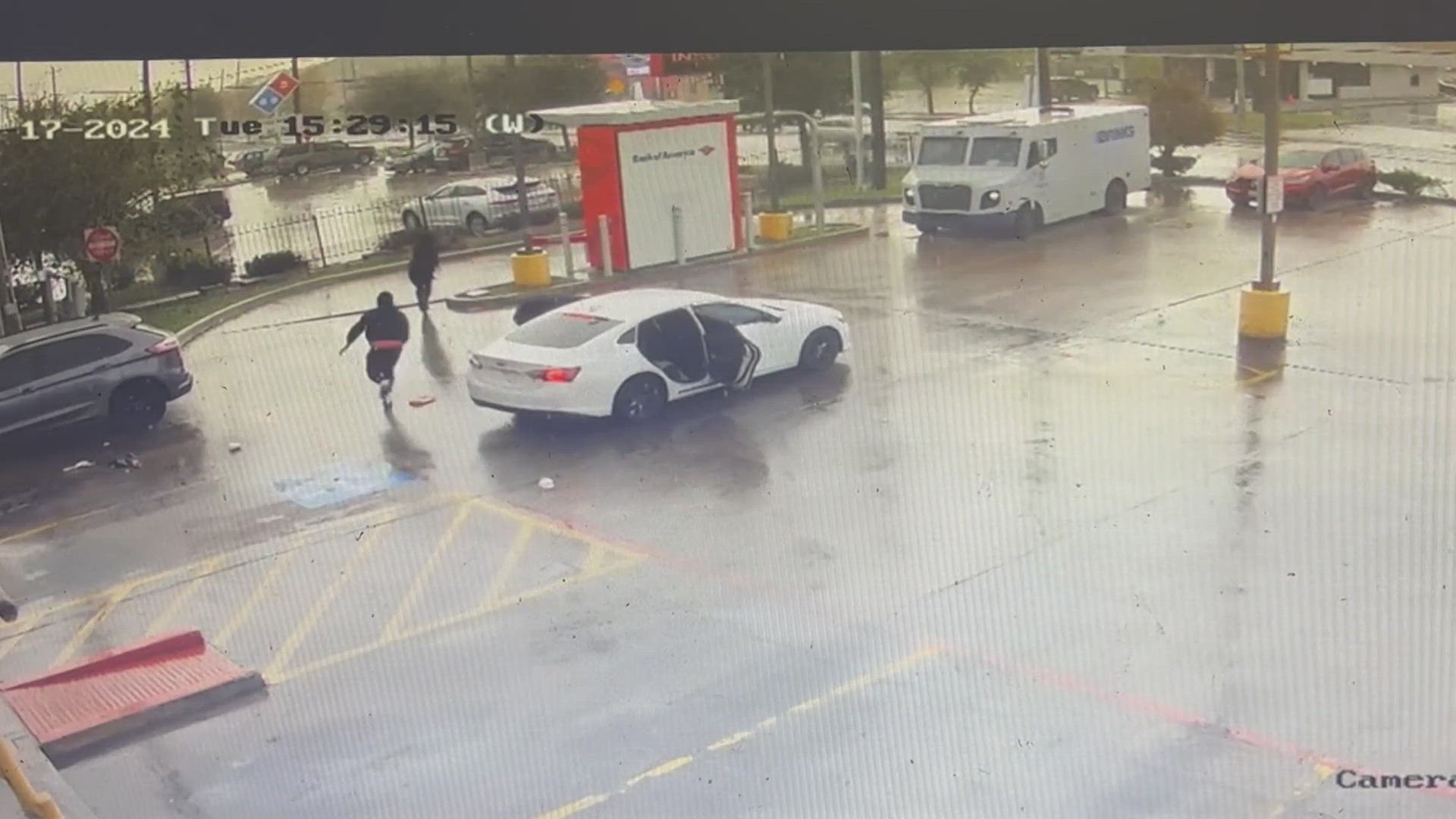 Surveillance video captures what Houston police say is an armored truck ...