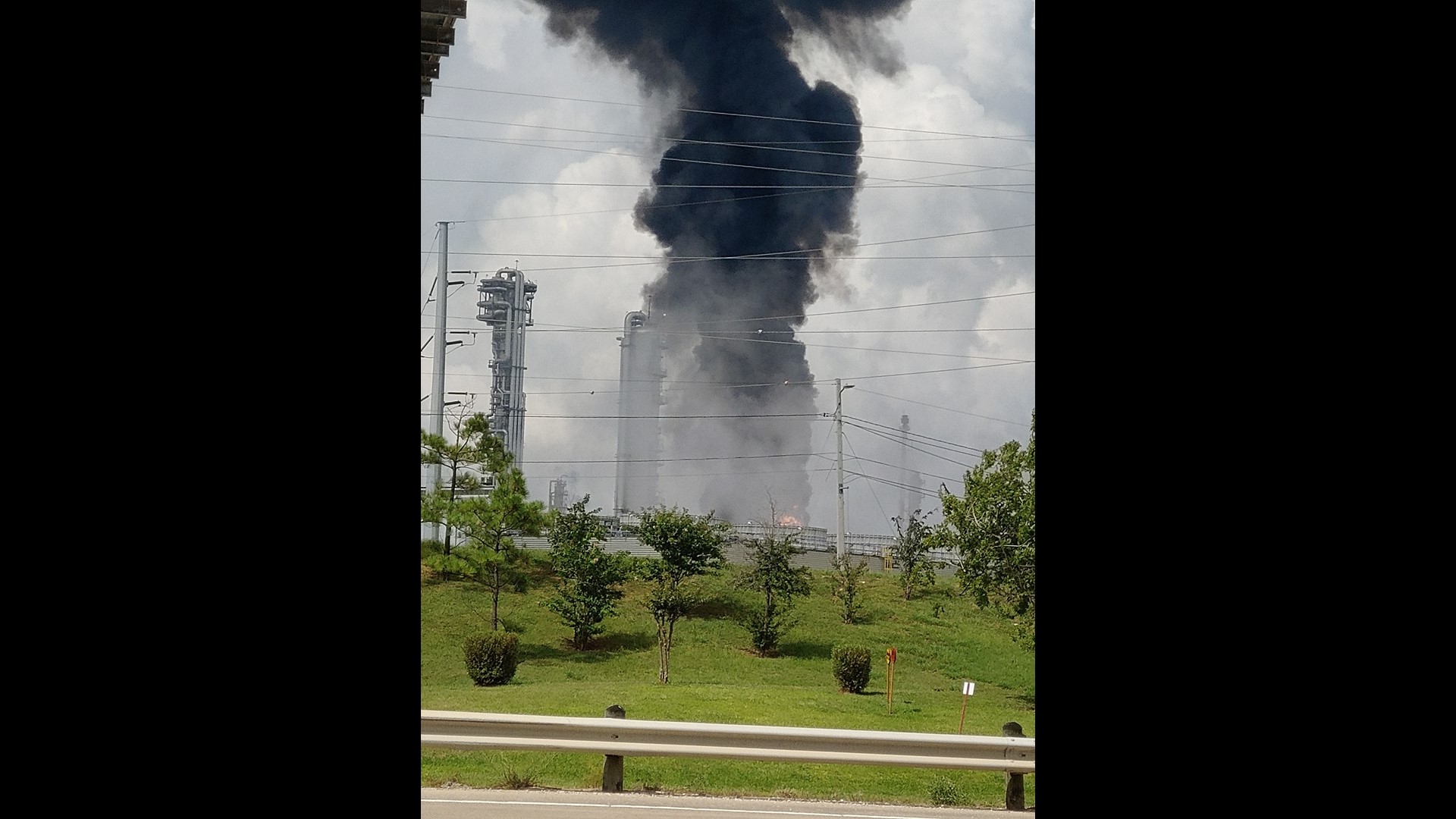 Baytown plant fire: Exxon facility burning, shelter in place | khou.com