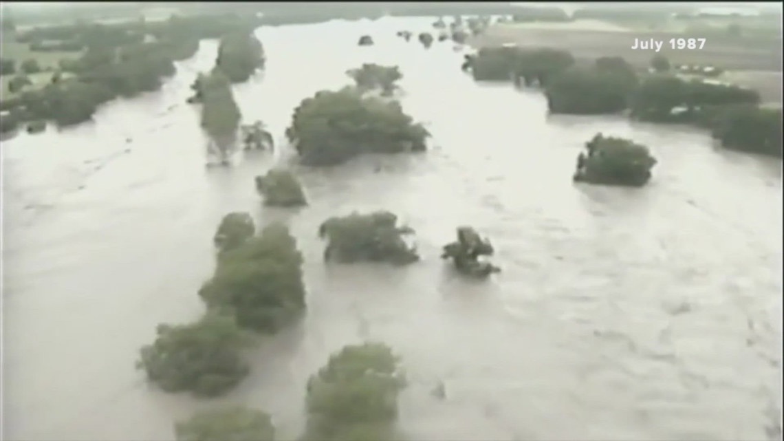 Longtime KHOU 11 reporter remembers 1987 Guadalupe River flood | khou.com