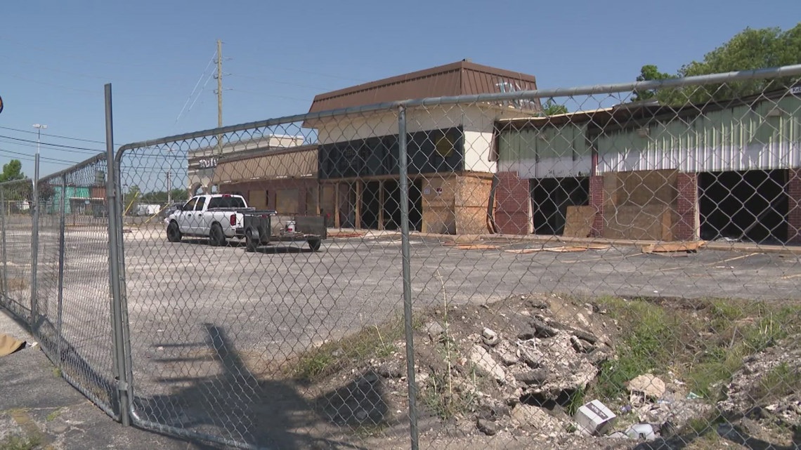 City says demolition permit filed for nuisance building near Westheimer ...