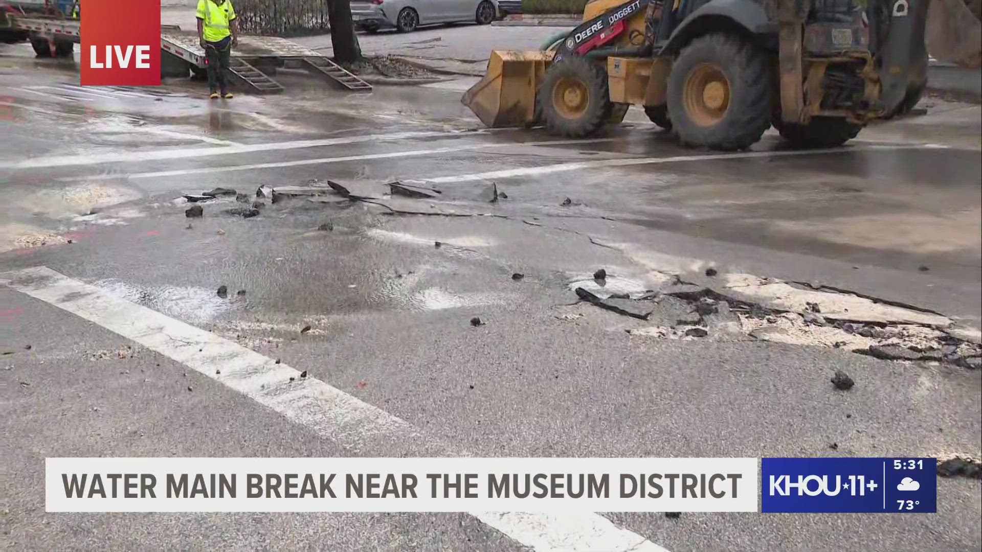 Water main break closes part of Bissonnet Street | khou.com