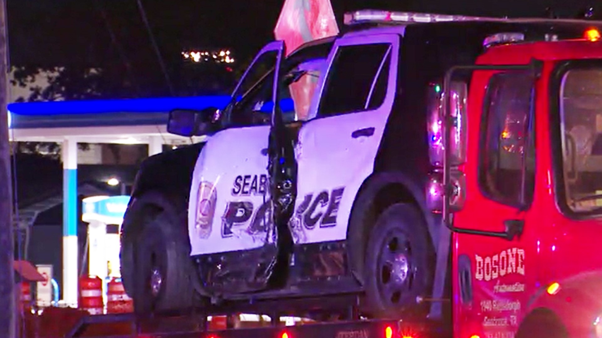 Crash sends Seabrook police officer to the hospital | khou.com