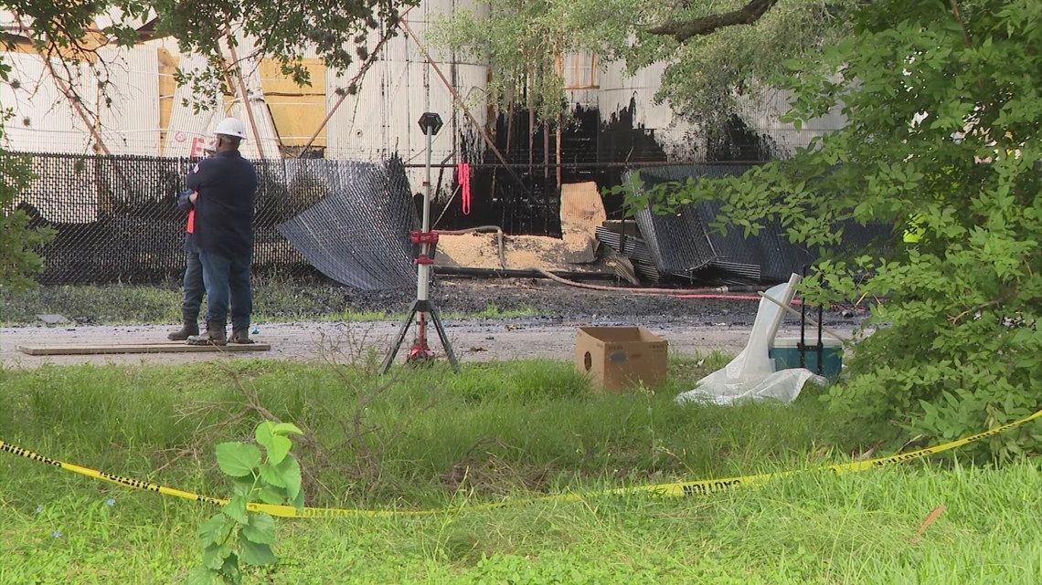 Bacliff neighborhood searched for remains of two girls connected to ...