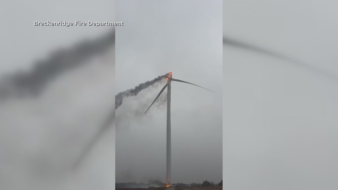 Windmill catches fire in North Texas | khou.com