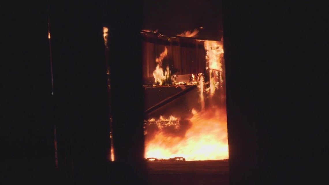 Multiple vendor units destroyed in north Houston flea market fire ...