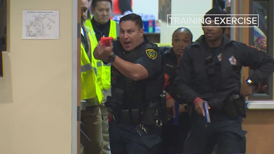 FBI holds active shooter training exercise at Houston area church ...
