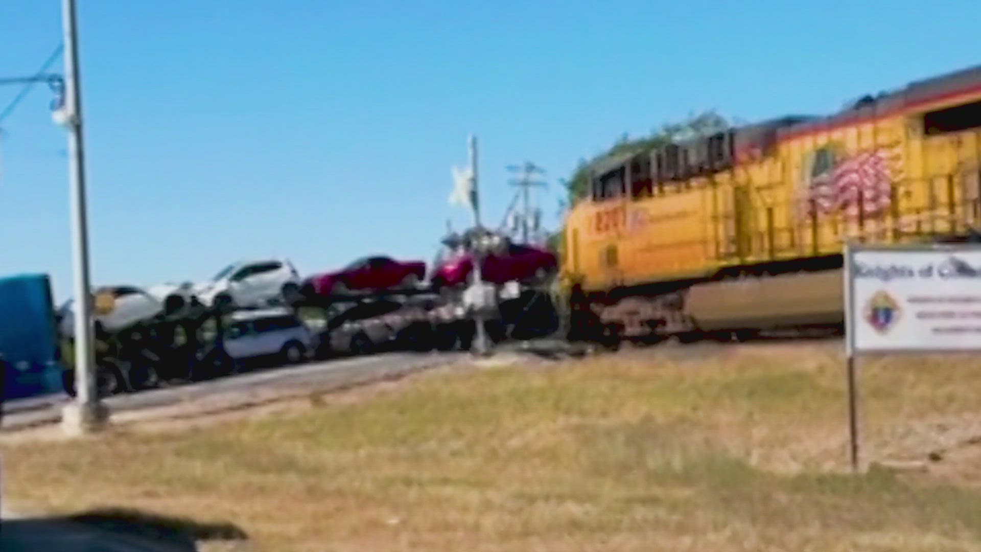 Crazy video of train slamming into semi that got stuck on the tracks ...