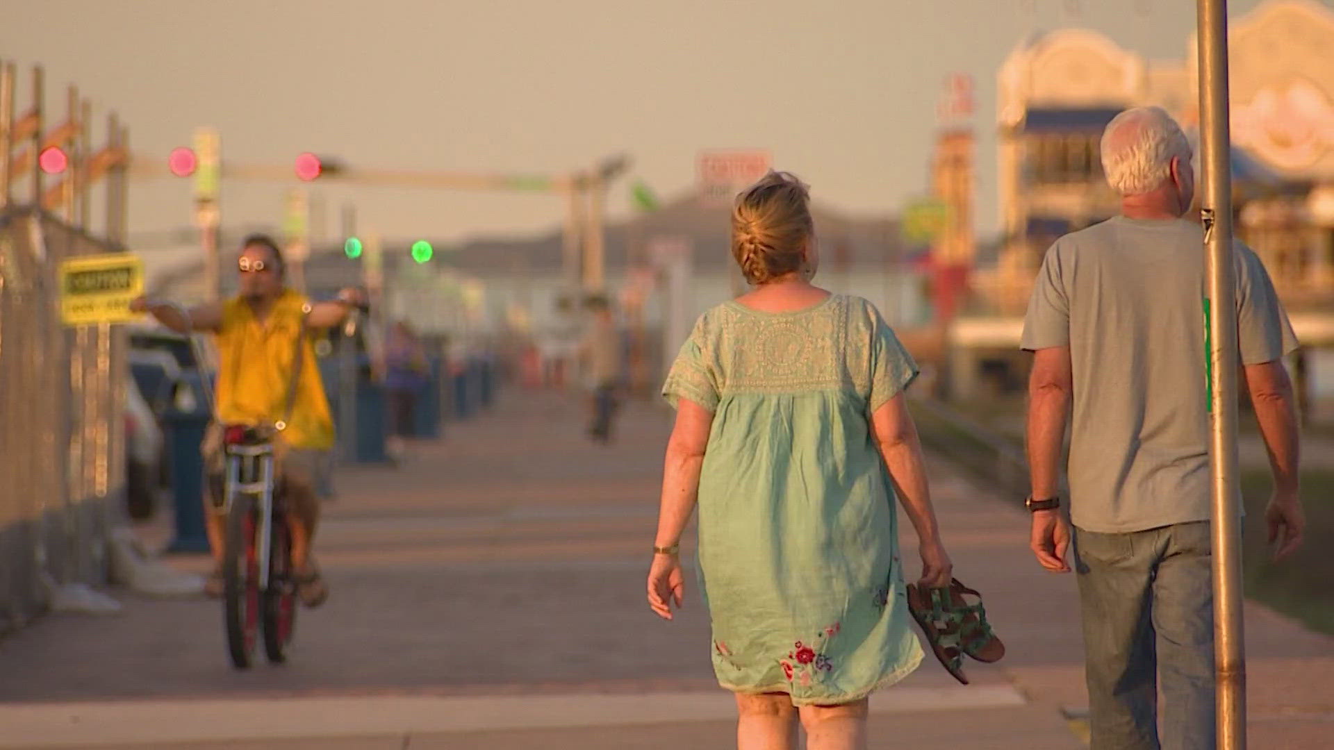 Galveston Seawall earns Guinness Book of World Records mark | khou.com