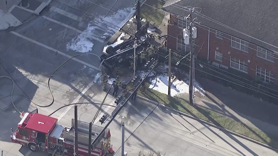 Houston opens new downtown police station in renovated building | khou.com