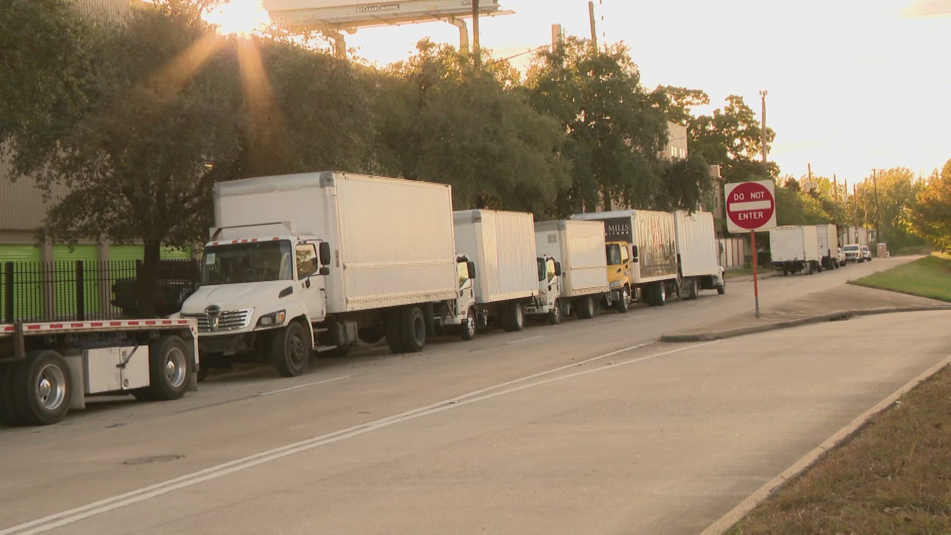 Residents call for help as commercial trucks take over Houston ...