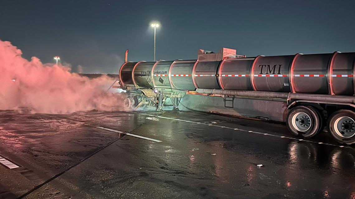 Tanker truck carrying sulfuric acid catches fire on 610 Loop at Gulf ...