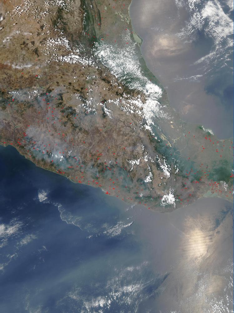 Hazy skies linger in southeast Texas amid Mexico fires | khou.com
