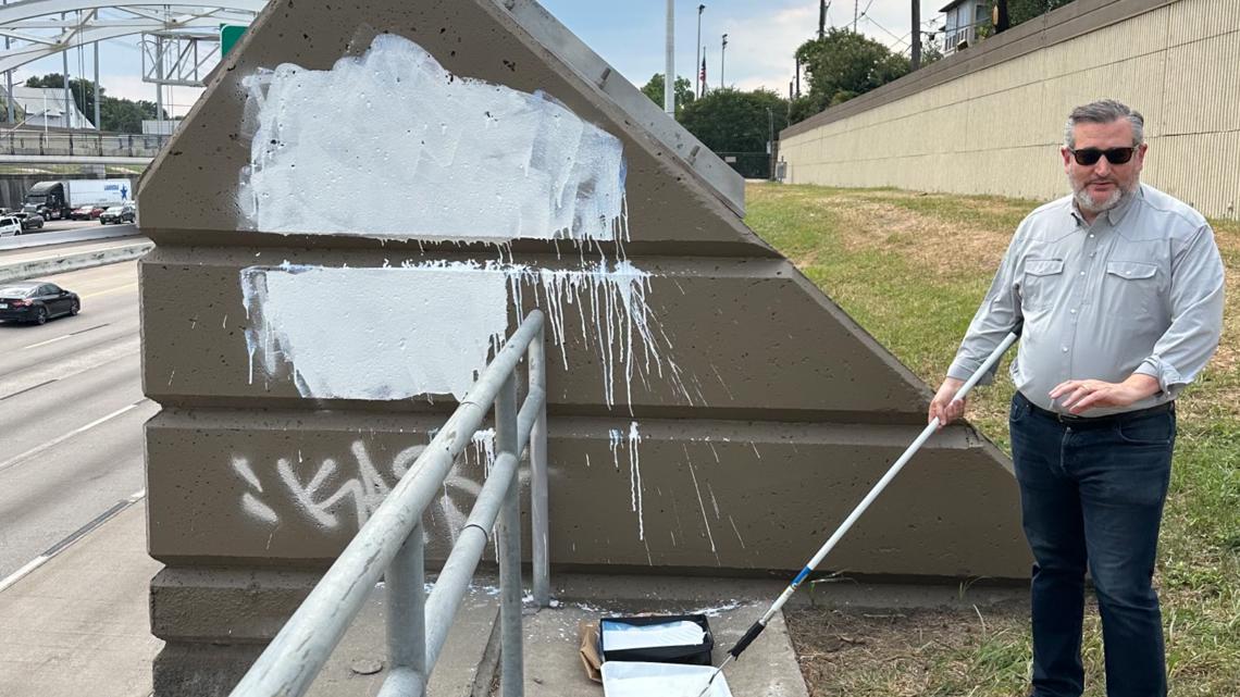 Notorious inmates at women's prison camp in Bryan, Texas | khou.com