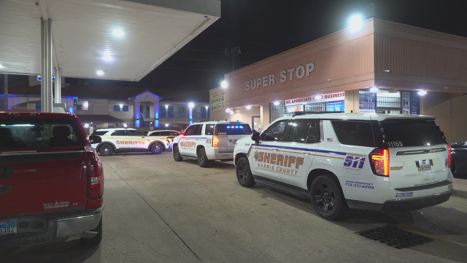 Deputies investigating deadly stabbing at gas station along Highway 6 ...