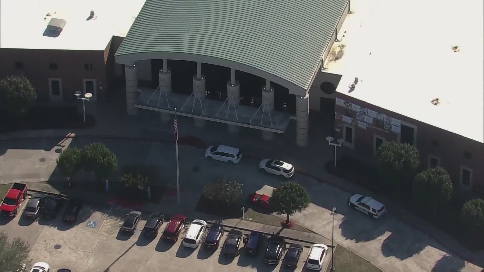 2 students arrested in alleged school shooting plot targeting Pasadena Memorial High School ...