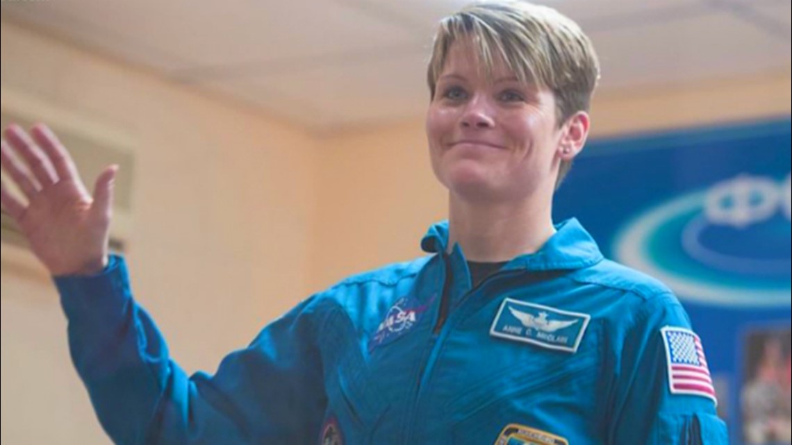 NASA astronaut accused of hacking estranged wife's bank account while ...