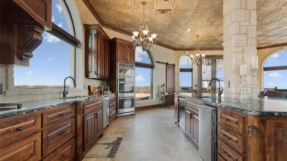 Parsons Castle in North Texas for sale for $5.5M | khou.com