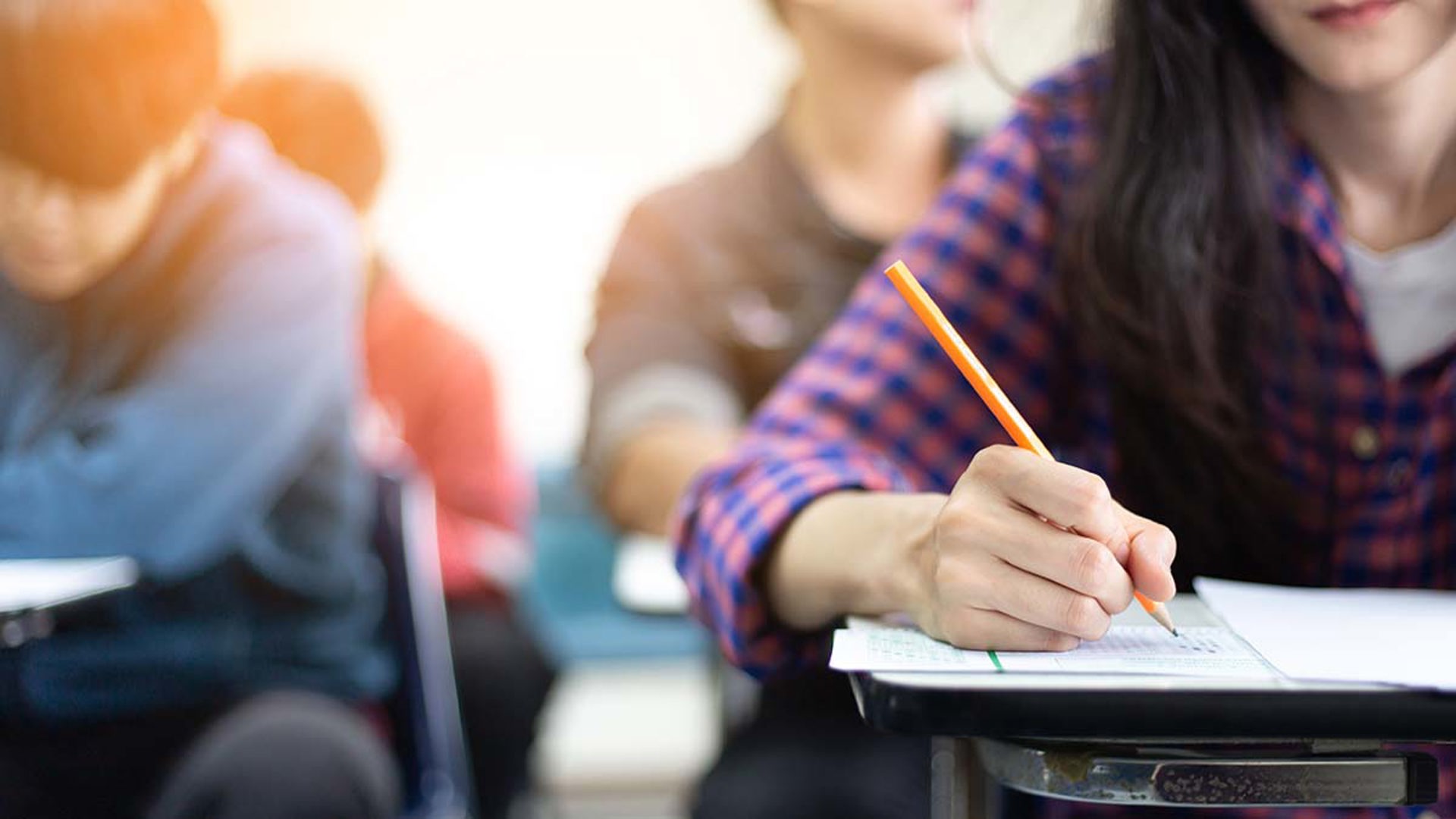 Families shop early for school supplies amid inflation, tariff concerns ...