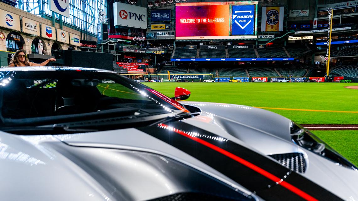 Daikin Park makes history with All-Stars Car Show | khou.com