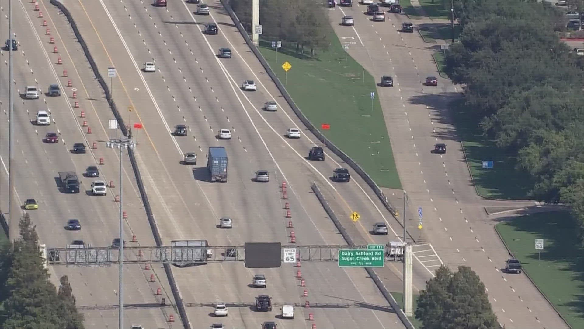 Houston traffic: Southwest Freeway closed in Sugar Land | khou.com