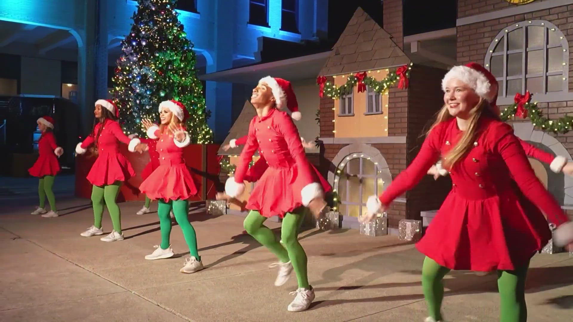 All aboard! Tickets on sale for The Polar Express train ride in ...