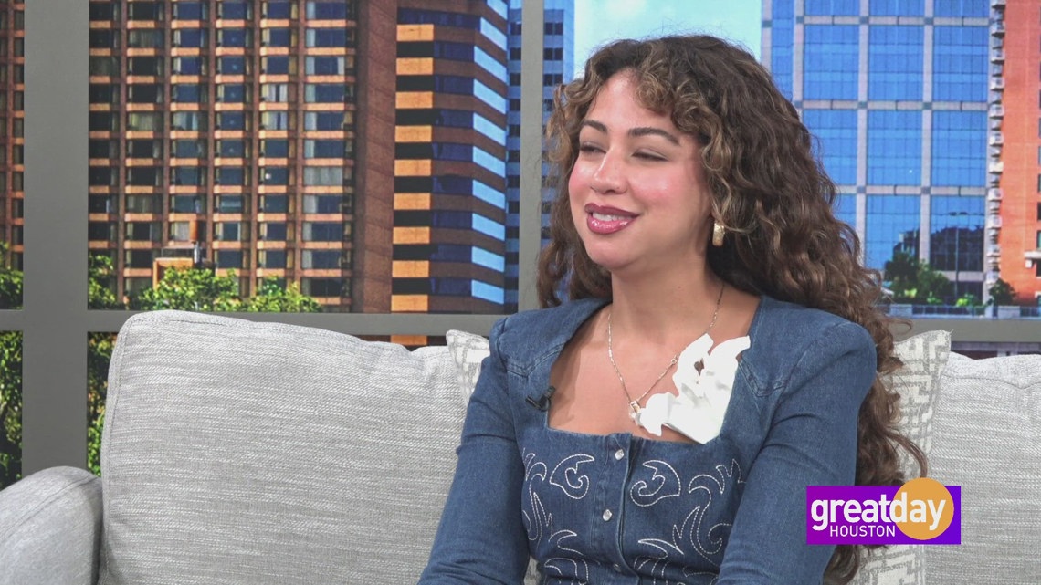 Latin artist La Cassandra brings Dominican fire to White Oak Music Hall | khou.com