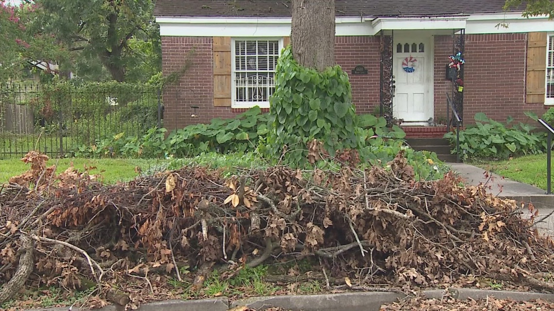 Houston debris pickup after Hurricane Beryl | khou.com