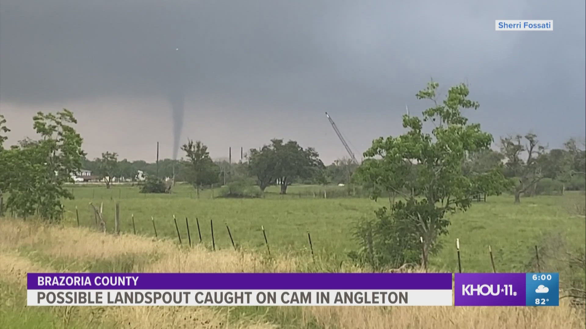 Possible landspout caught on camera in Angleton, Texas | khou.com