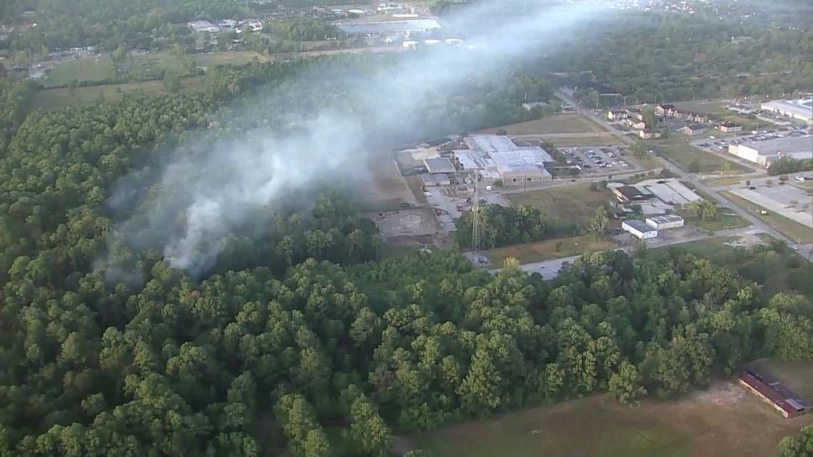 Grass fire burning near Jack Fields Elementary in Humble, Texas | khou.com