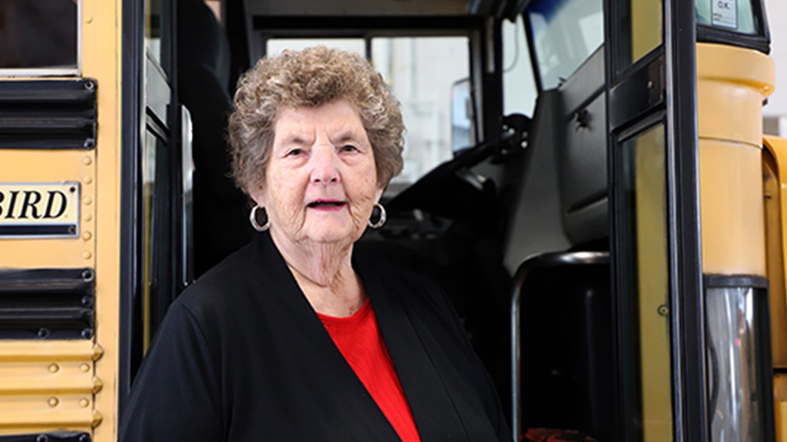 Alvin ISD bus driver honored | khou.com