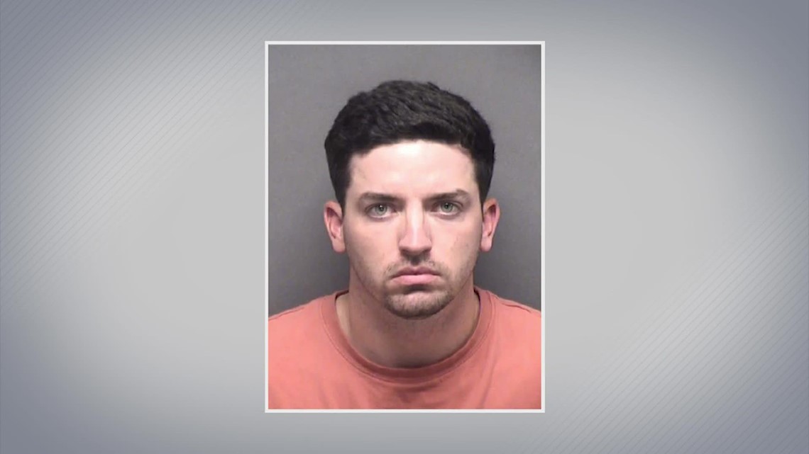 Former Texas cop who shot unarmed teen in McDonald's parking lot ...