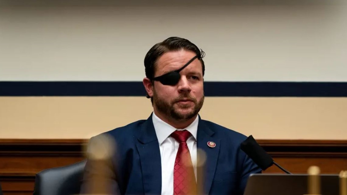 Right-wing protesters confront Rep. Dan Crenshaw at convention | khou.com