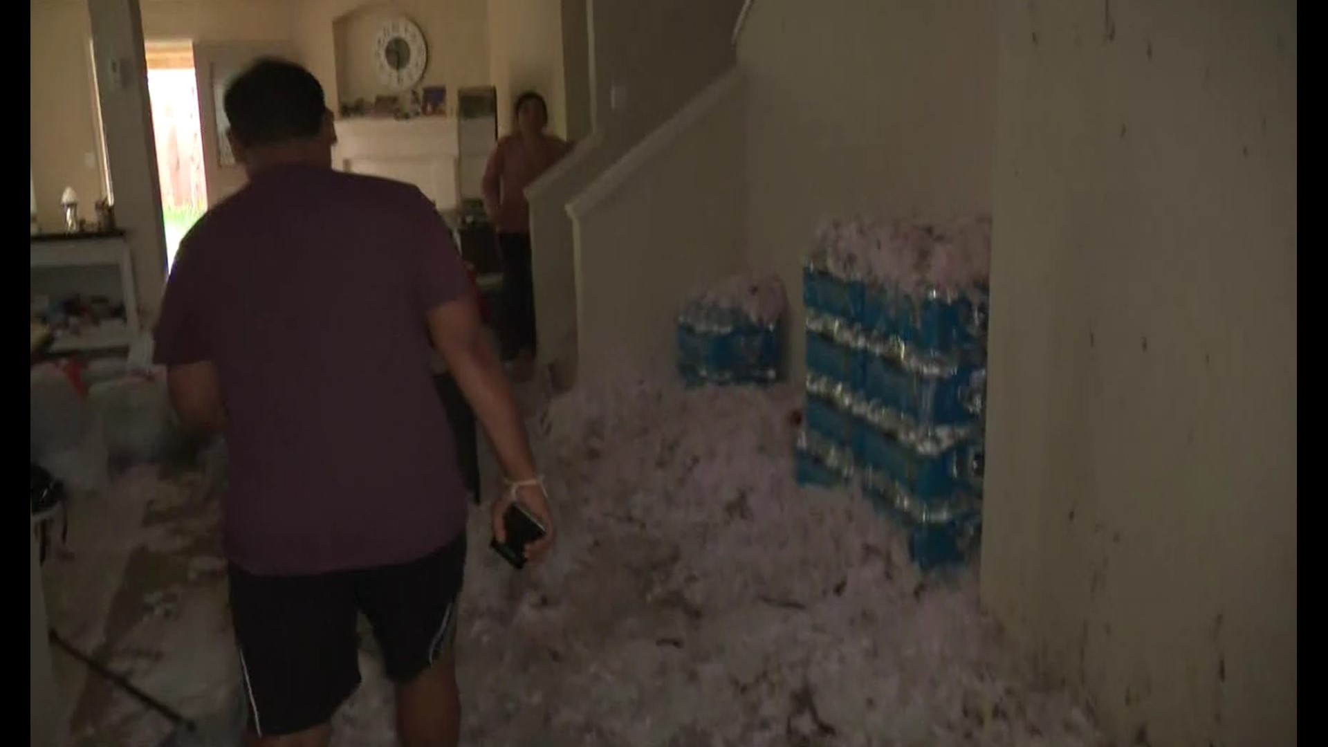 Sugar Land news: Family of 7 escapes fire caused by lightning | khou.com