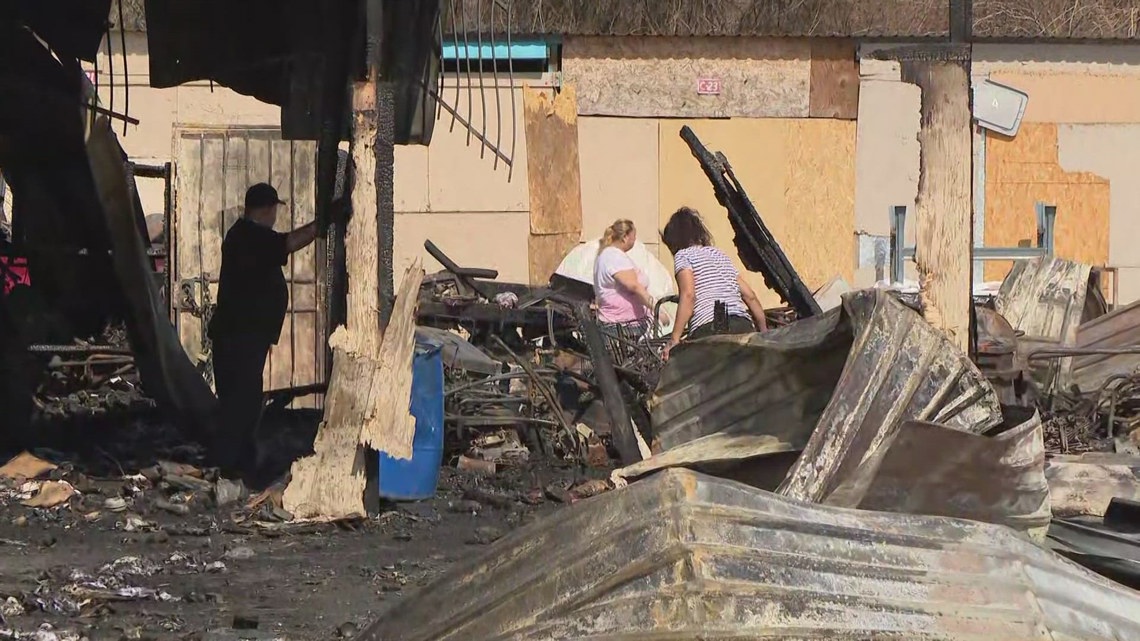 30 vendor units destroyed in north Houston flea market fire | khou.com