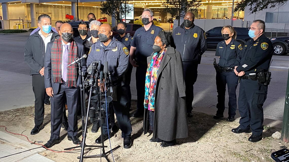 Houston officials give update on shooting that injured three officers ...