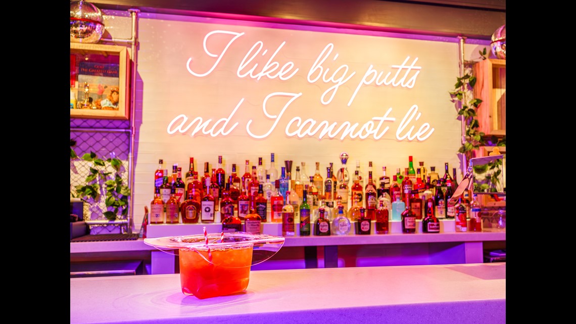 New miniature golf club opening in Houston | khou.com