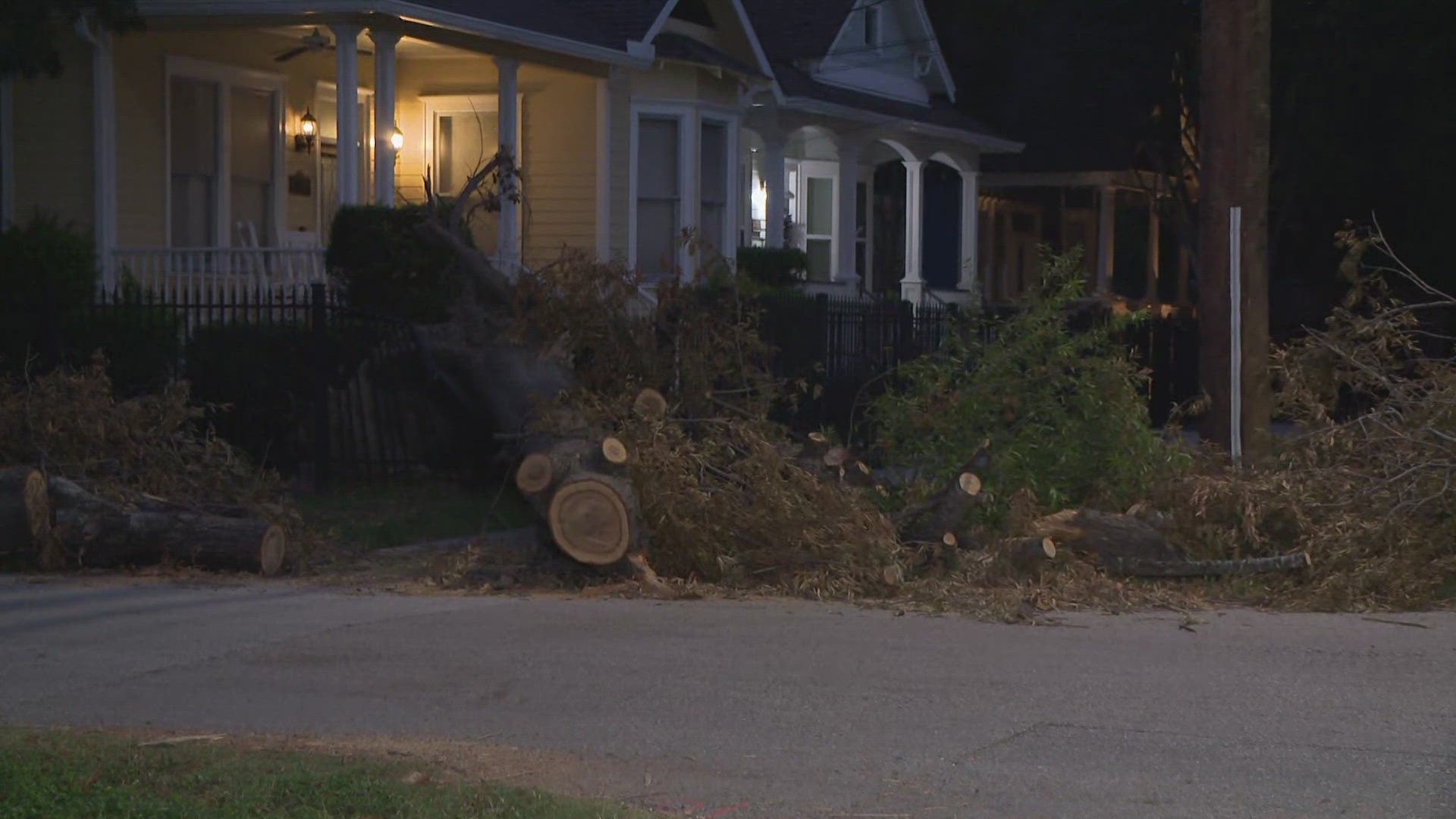 2 adults, infant injured in crash on John Ralston | khou.com