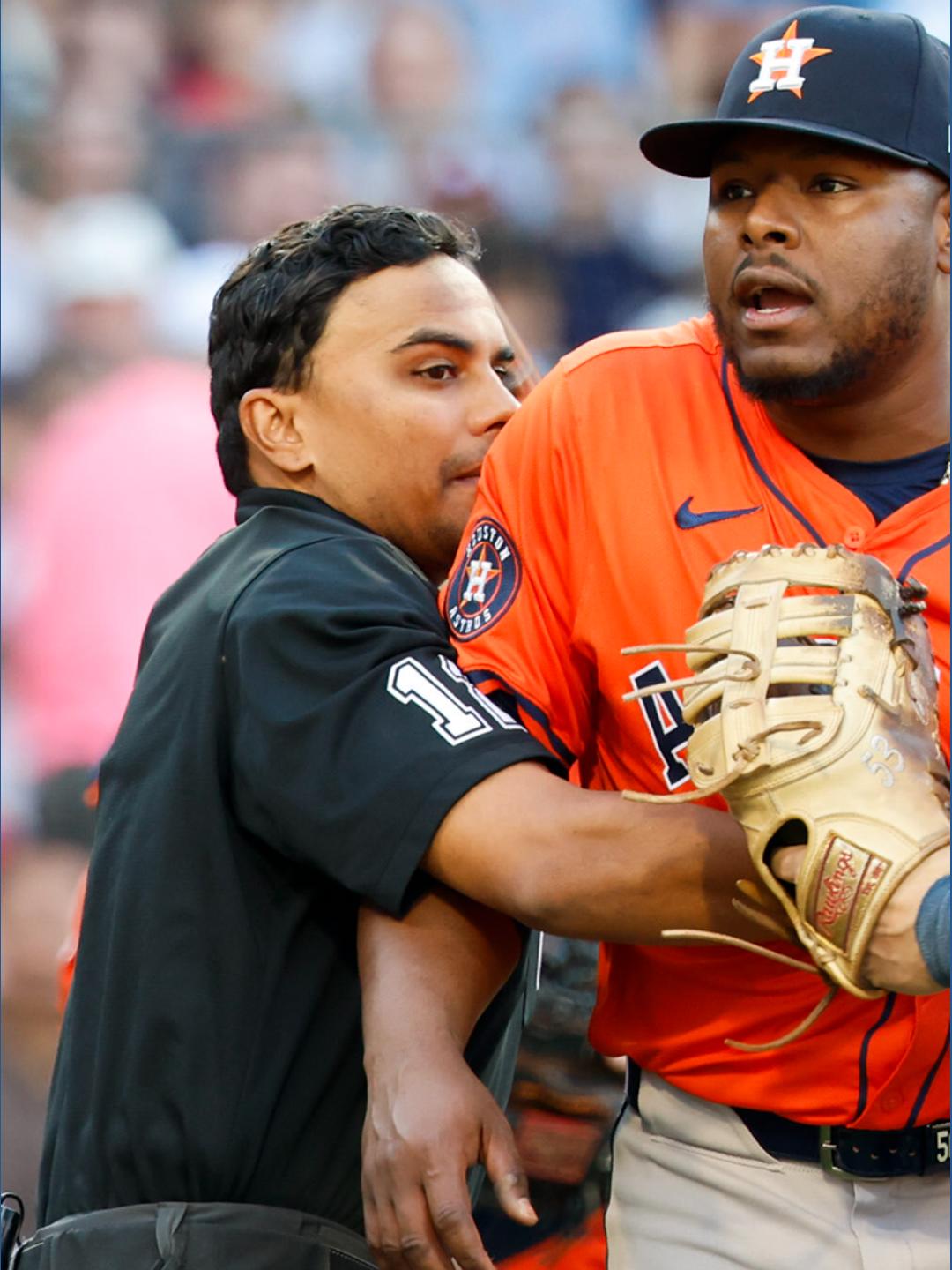 What led to the benches to clear in the Astros-Red Sox game? | khou.com